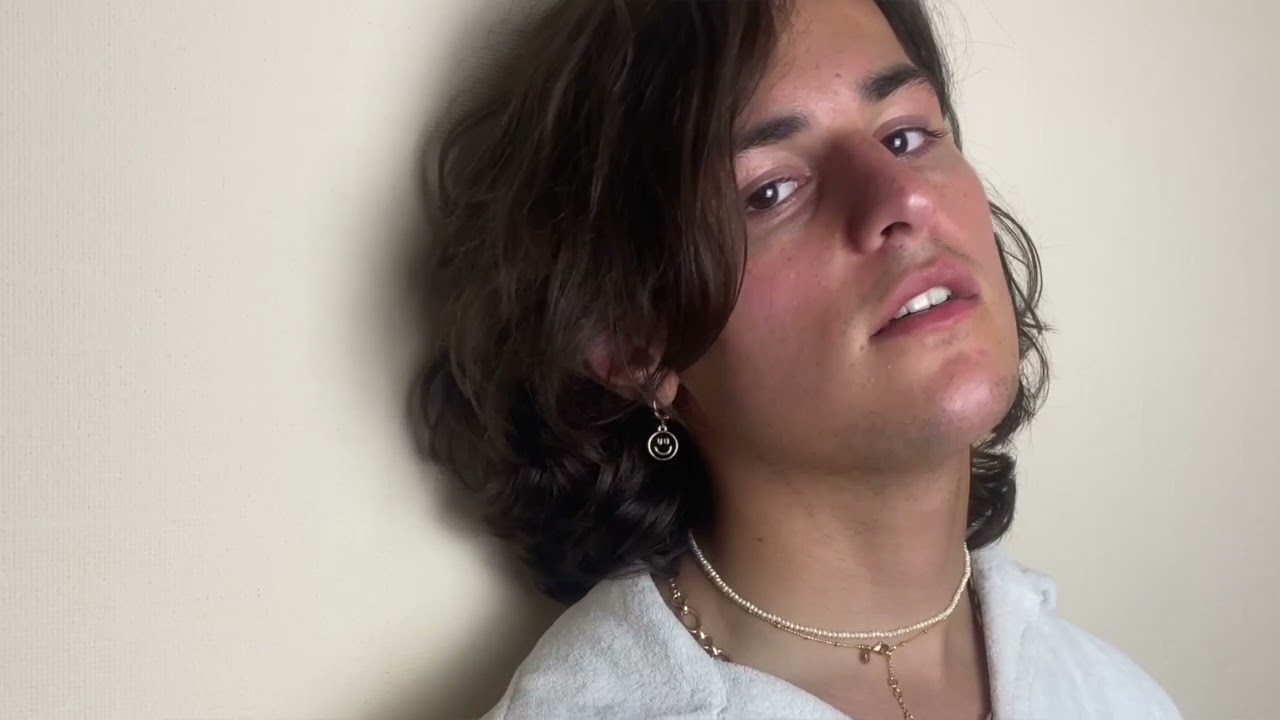 Reuben Gray - Cute AF (Official Video) - YouTube