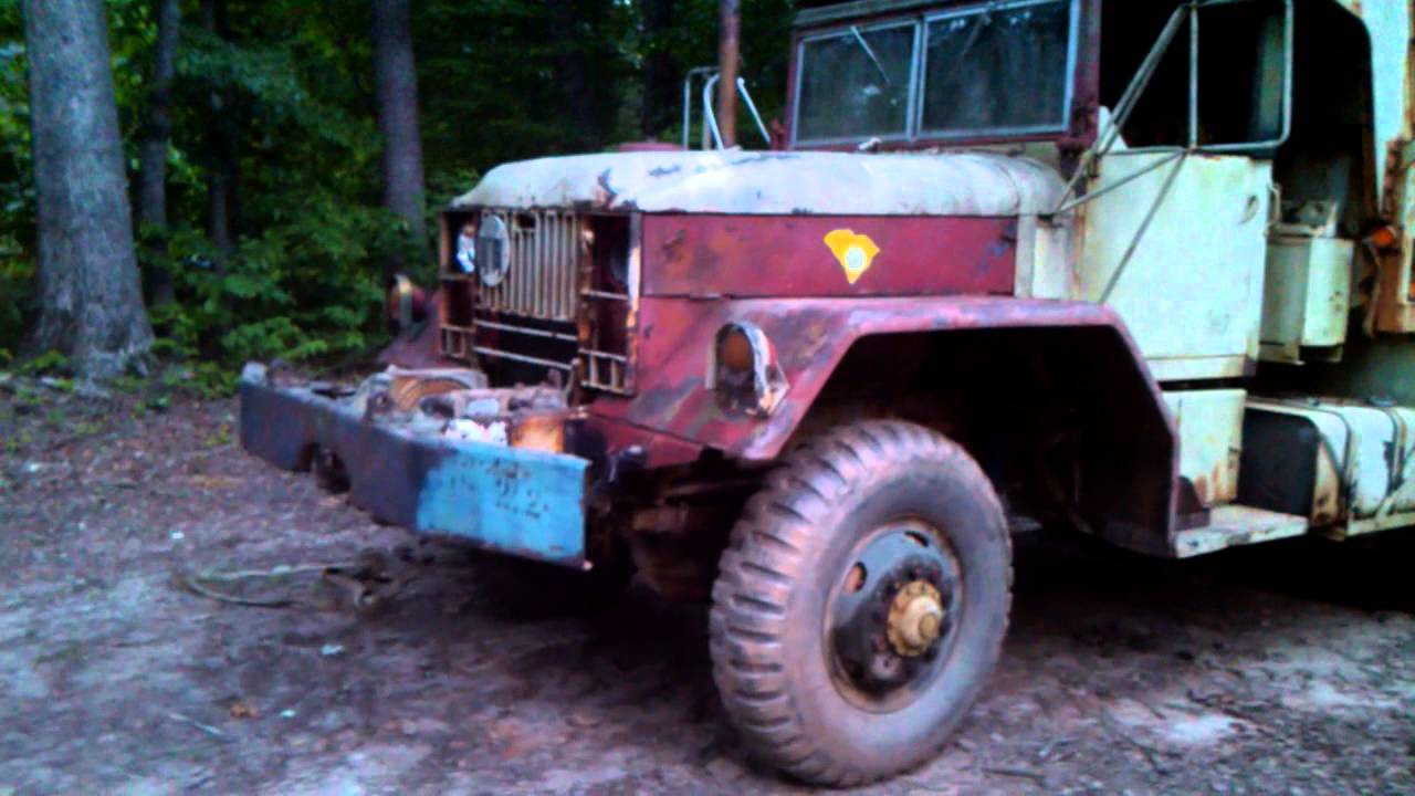 M51A1 walk around. - YouTube