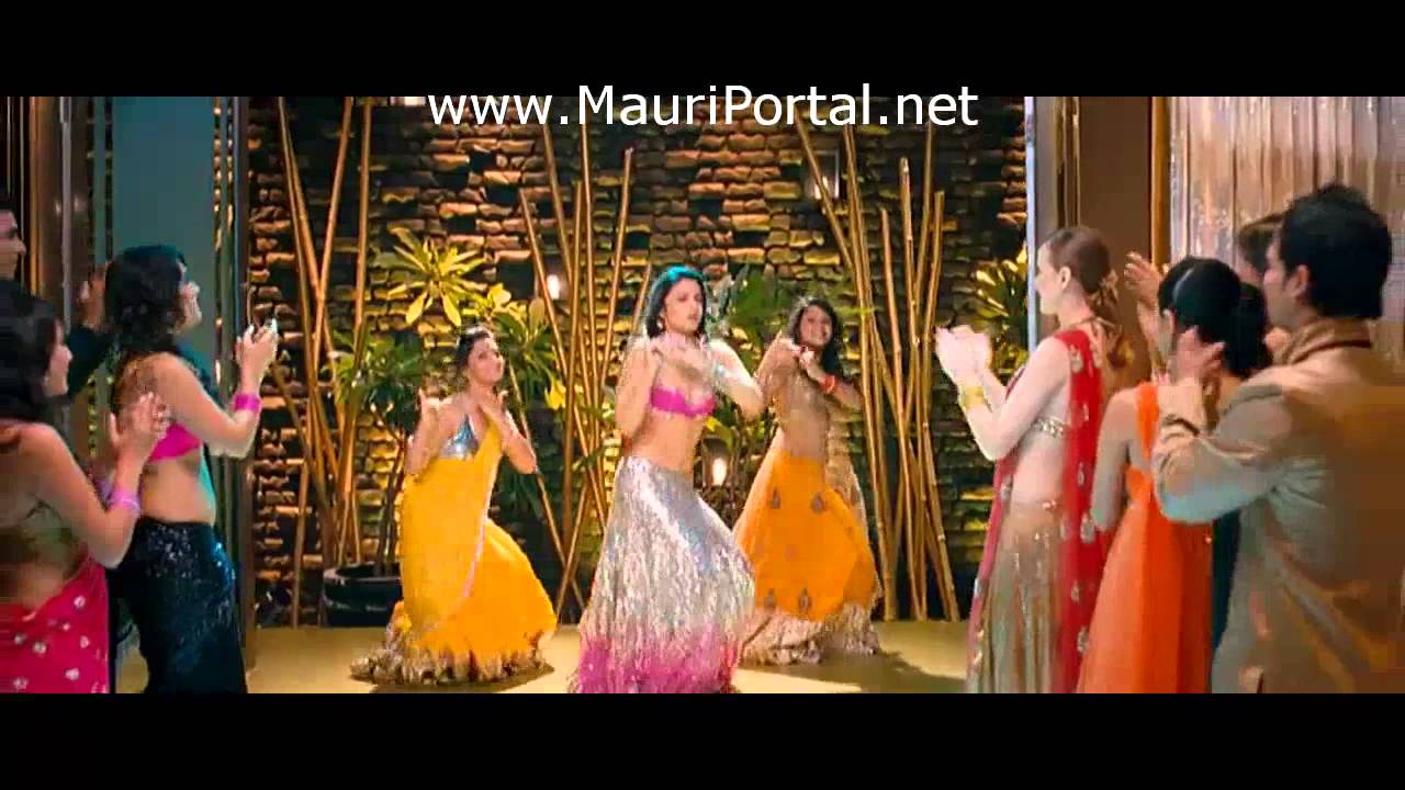 Radha - Student Of The Year 720p Full Video (Subtitled) - YouTube