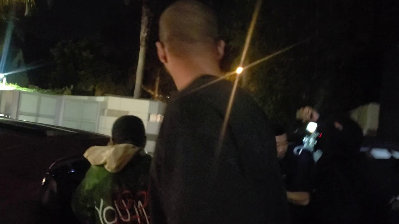 TRAVIS SCOTT OUTSIDE THE NICE GUY IN BEVERLY HILLS - YouTube