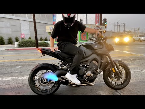 Motorcycle sounds | Naked Bike | Yamaha 2023 MT-09 sound | M4 Exhaust | Shoots Flames 🔥