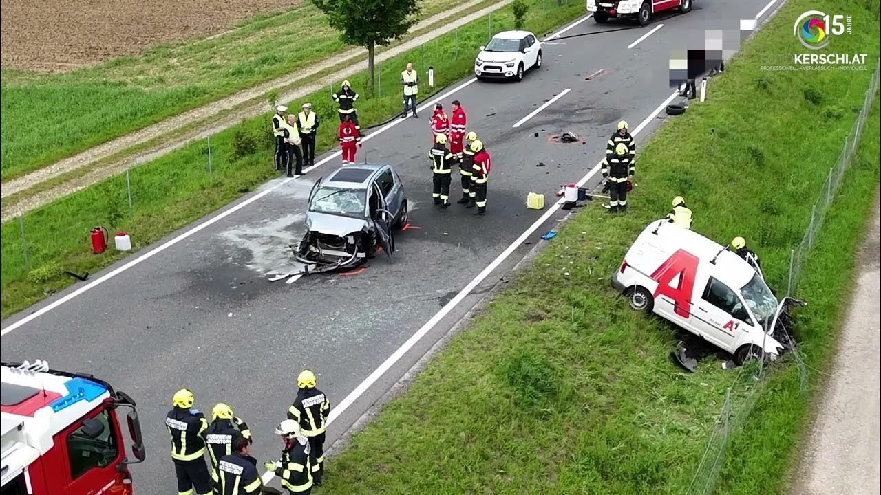 Schwerer Verkehrsunfall in Kronstorf fordert mehrere Verletzte - YouTube