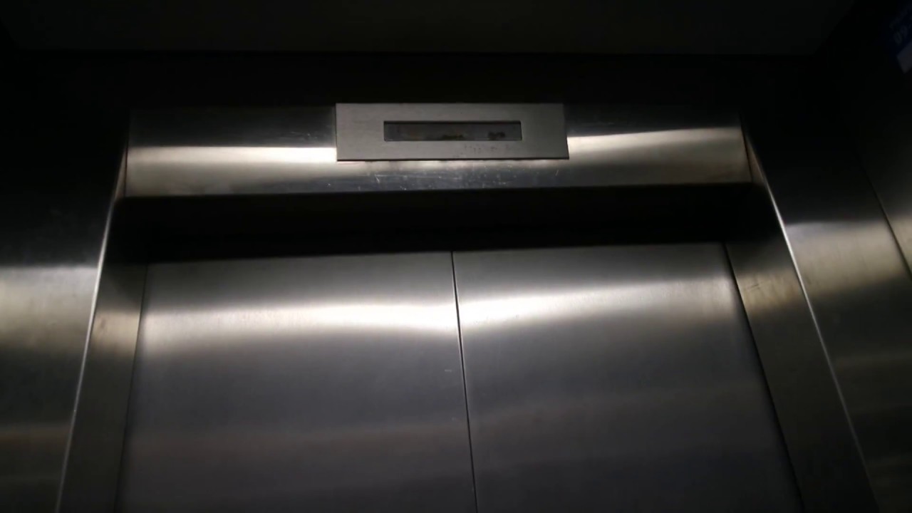 Old Valmet inground hydraulic elevator/lift in Kontulan ostari SC ...