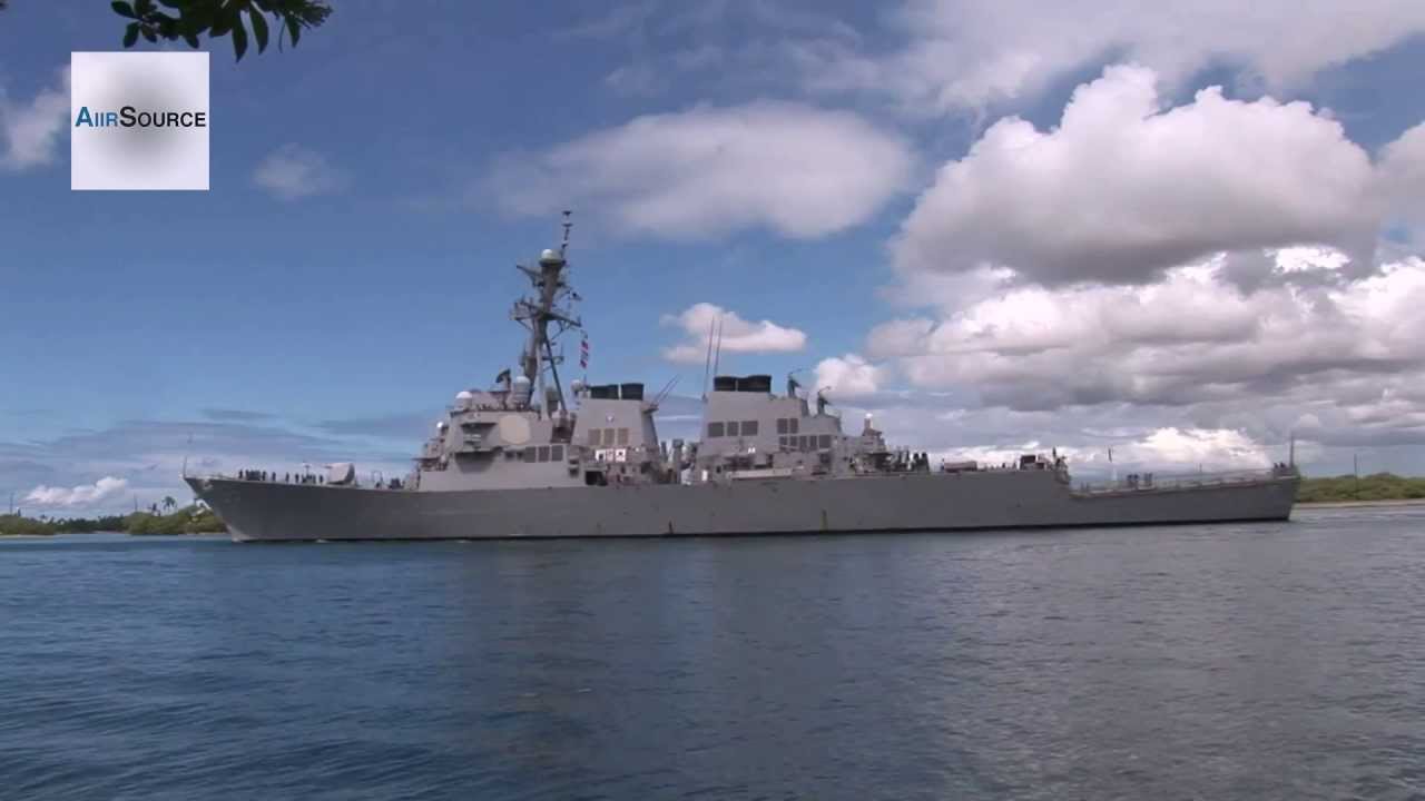 USS Benfold Guided Missile Destroyer Leaving Pearl Harbor - YouTube