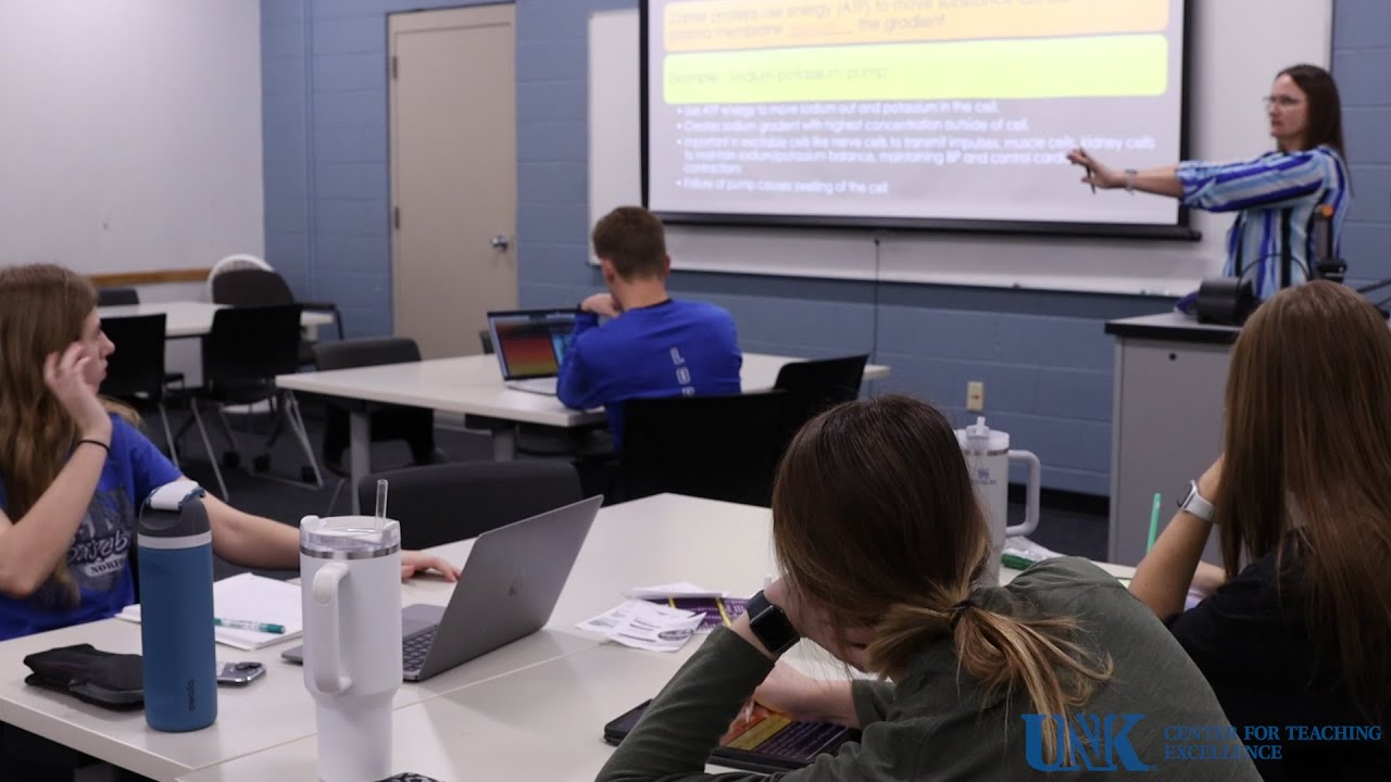 Benefits of using a stylus for your lectures - YouTube