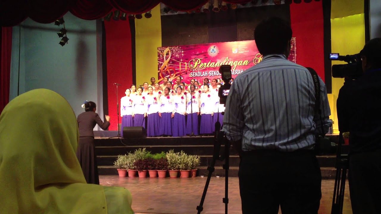 SMK Convent Kajang Choir District-level Competition 2013 - YouTube