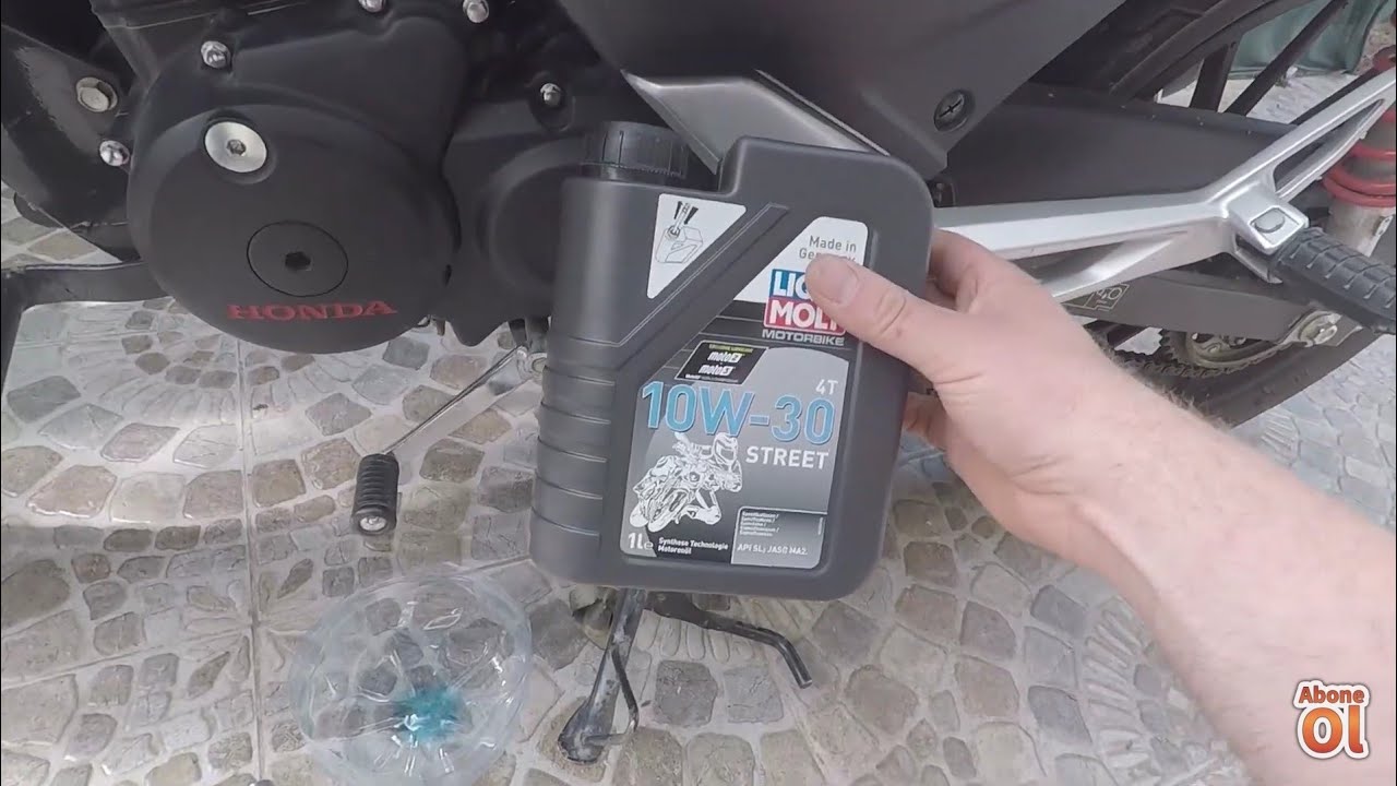 Honda CB125F Yağ Deişimi Oil Change - YouTube