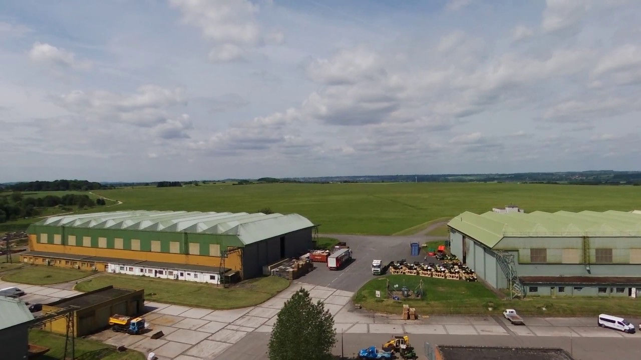 Raf newton - YouTube