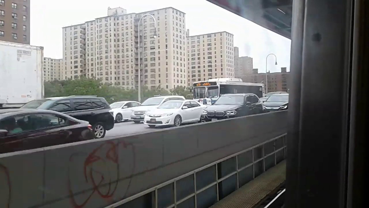 MTA NYC Bus:Orion VII Old Generation +HEV Hybrids On The B39 Bus. - YouTube