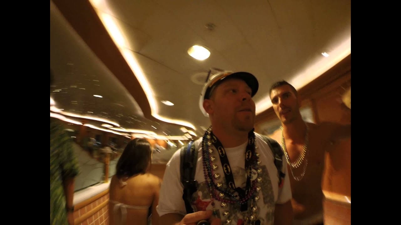 Howdy Ho Neighbor - YouTube