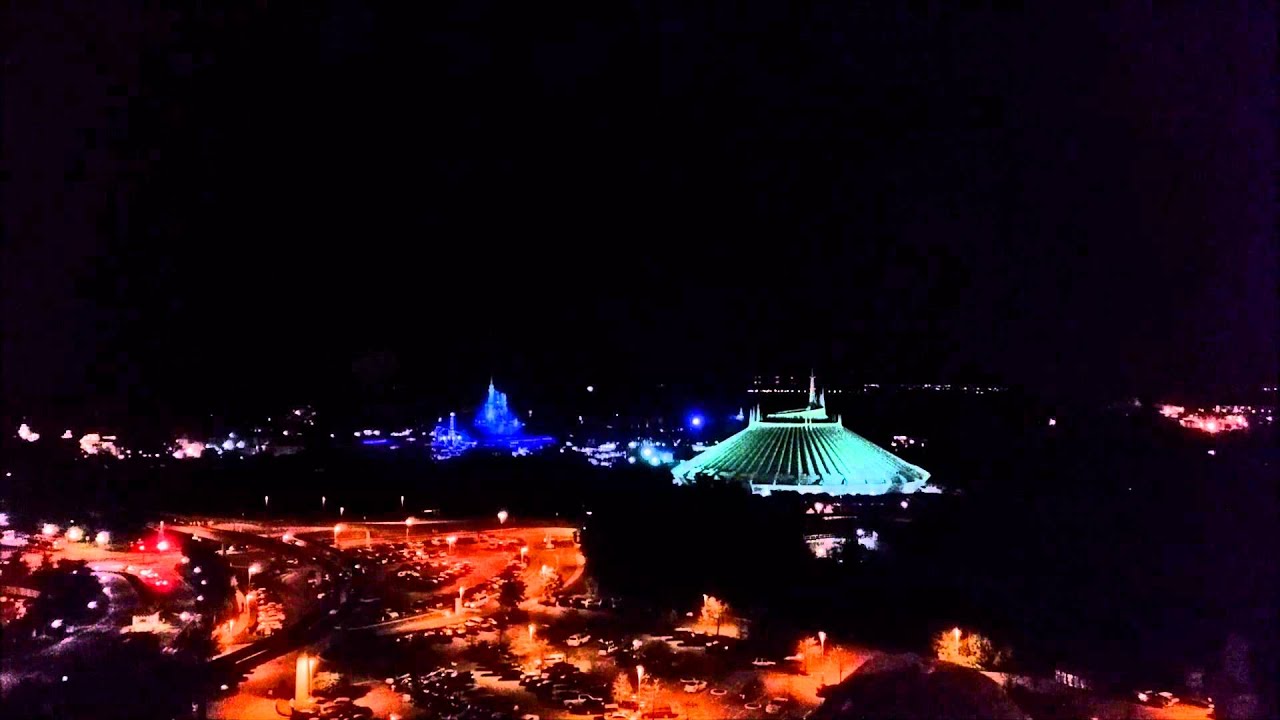Bay Lake Tower Top of the World DVC lounge - YouTube
