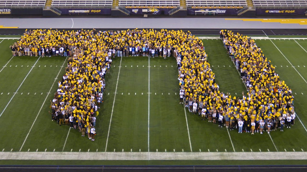 Welcome back, Tigers! - YouTube