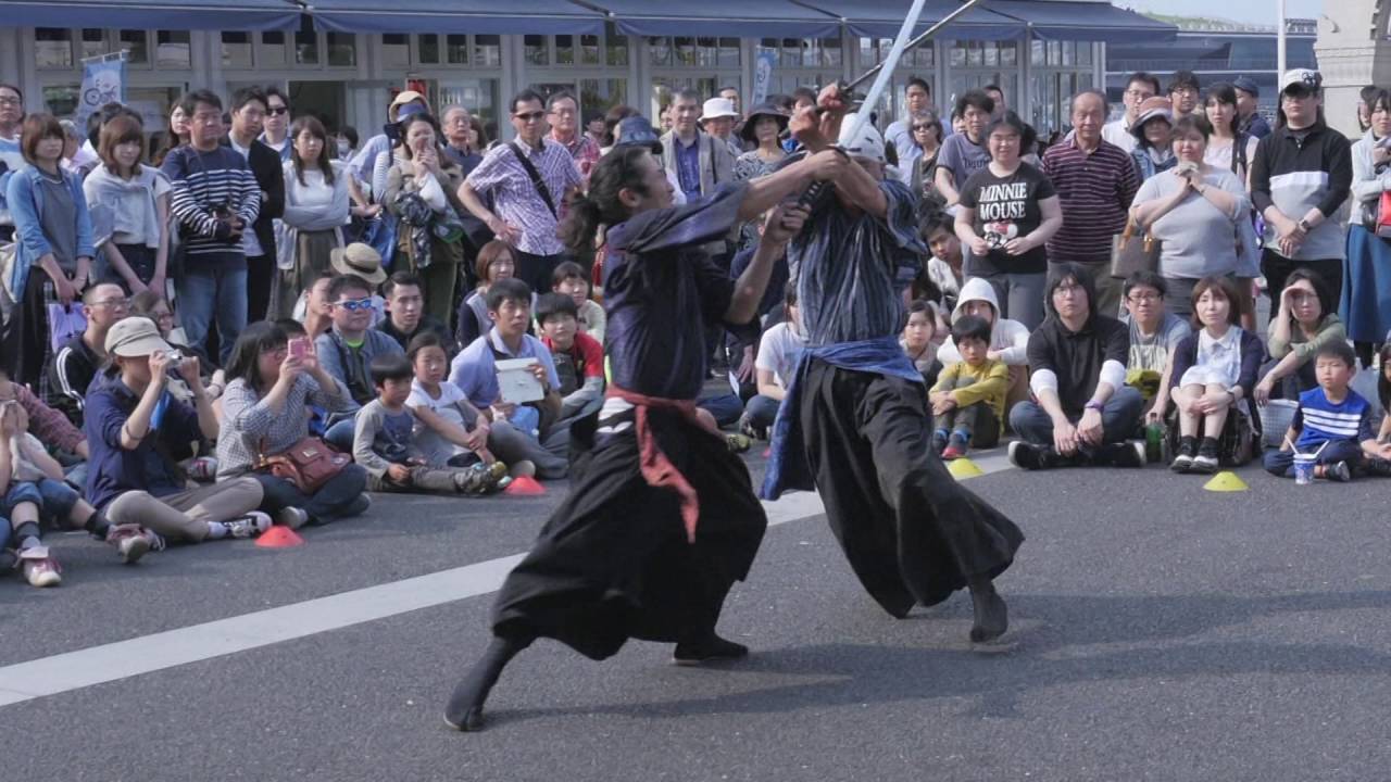 SAMURAI PERFORMERS syn "STREET PERFORMANCE (4 min ver. 2016)" - YouTube