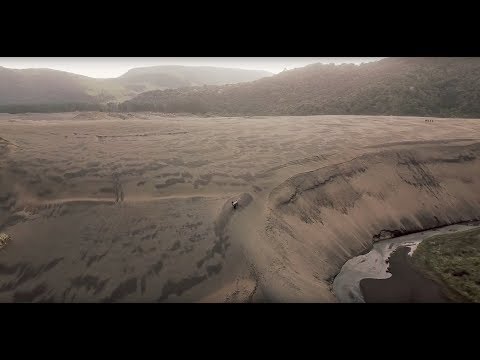 Build a traditional canoe - build a traditional maori raft 'Mokihi ...