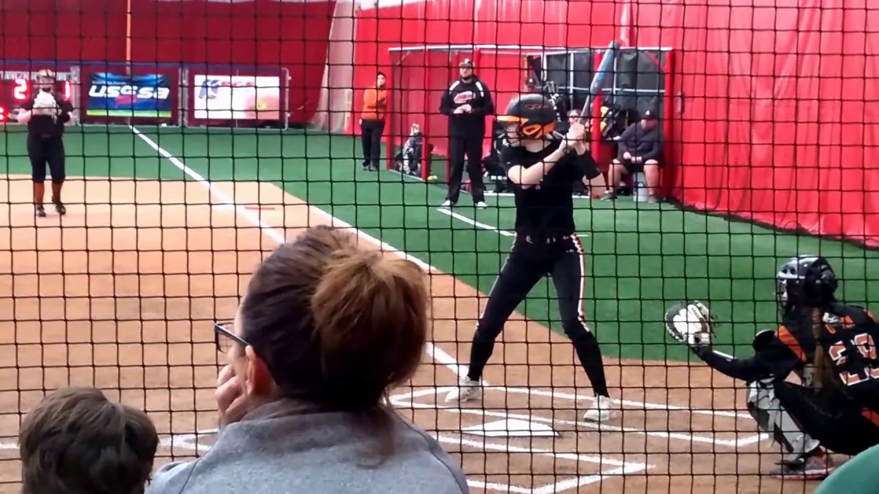 Hallie Mitchell 2021 Softball Hitting - YouTube