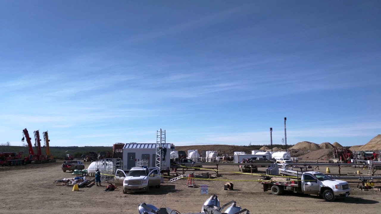 Trylon T200 96ft tower build - part 1 - YouTube