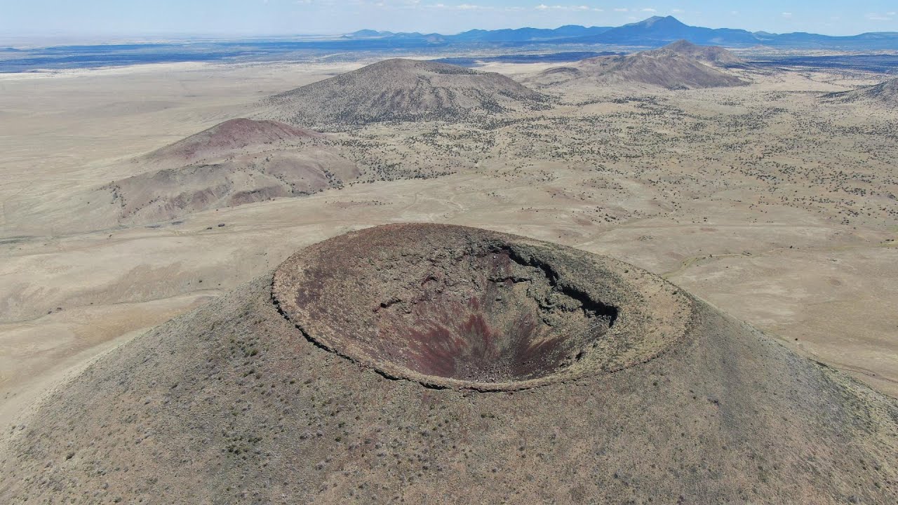 Exploring SP Crater in Northern Arizona - YouTube