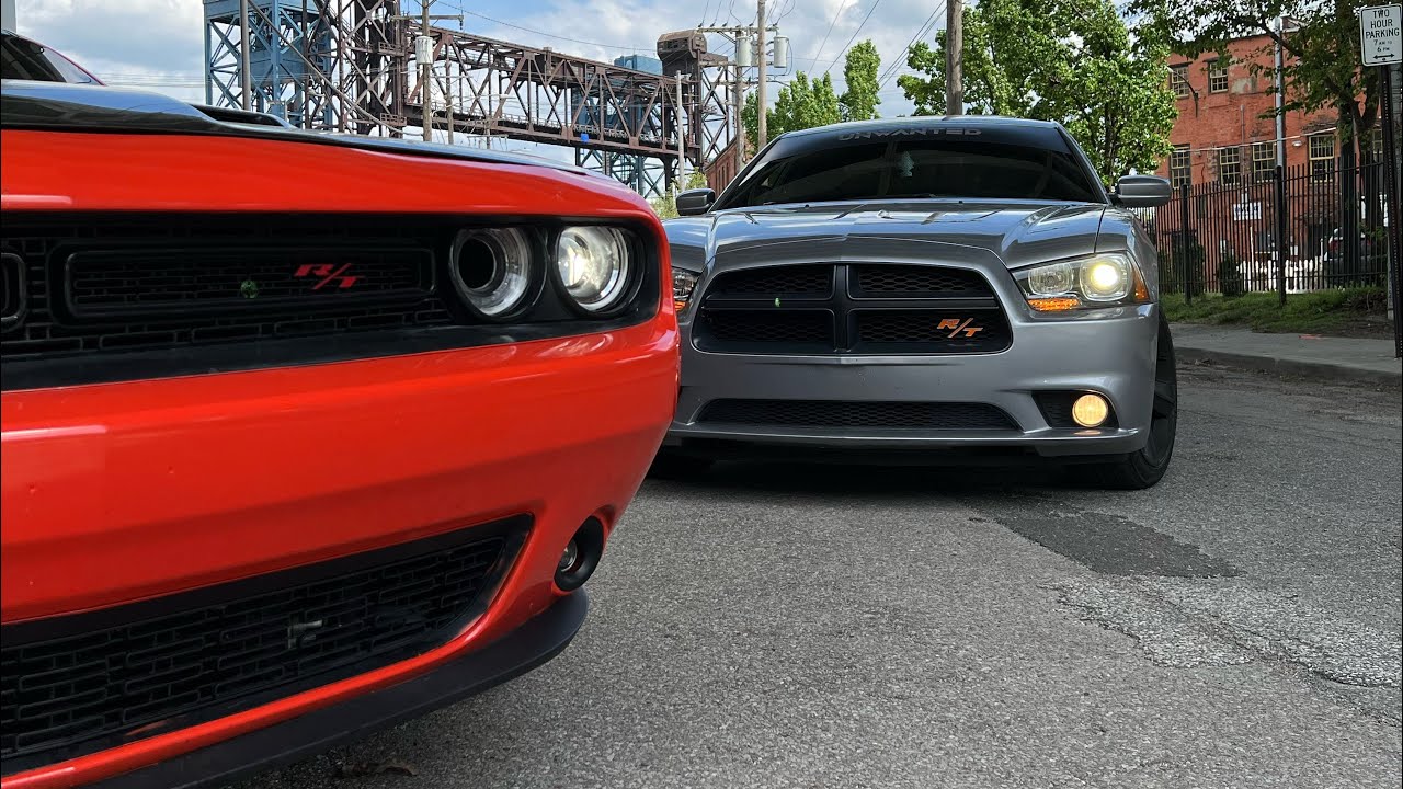 Straight Pipe Charger Cuts Up With Challenger Downtown ‼️🚨🤯 (Got Busy ...