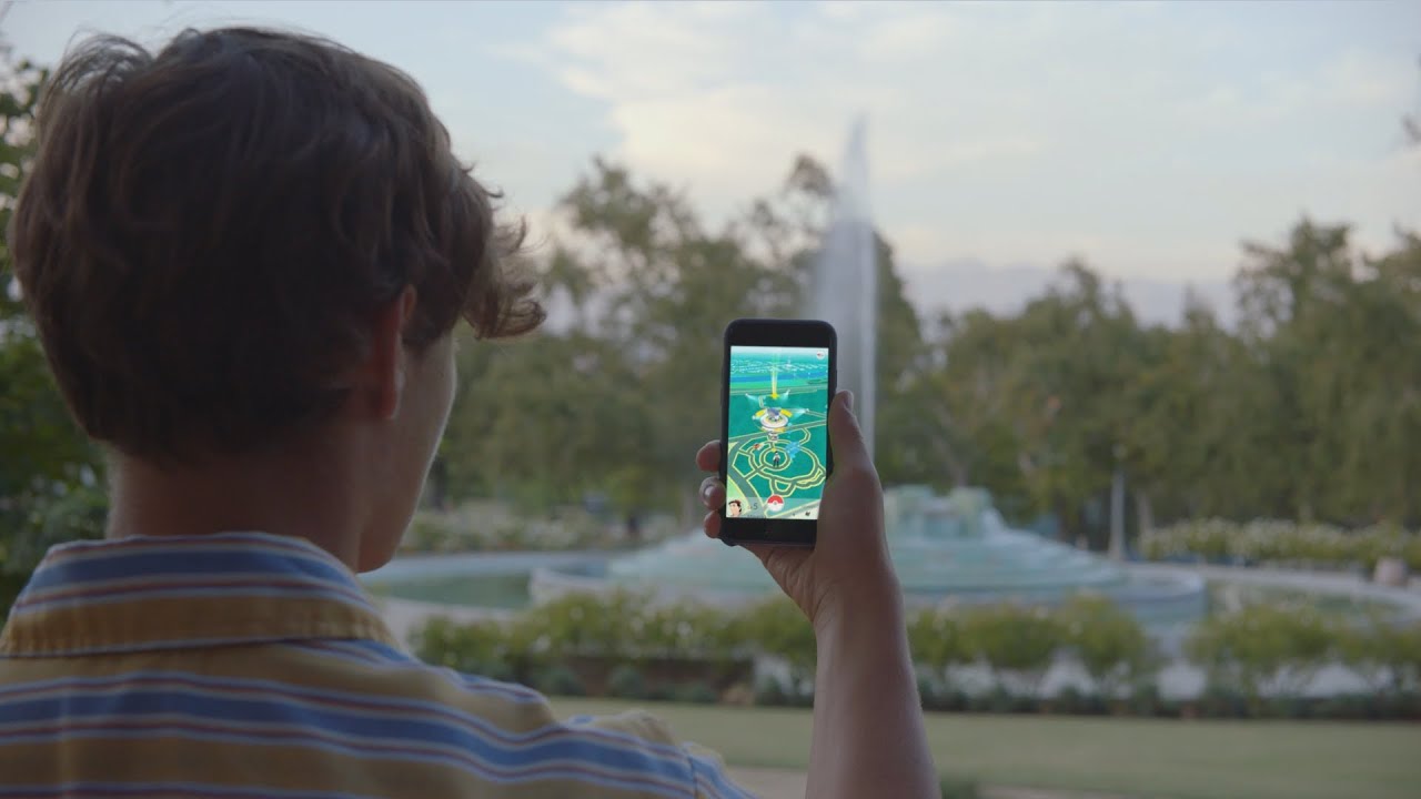 Vang Pokémon in de echte wereld met Pokémon GO! - YouTube