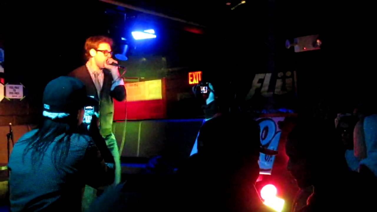 Outasight - Don't Say Anything (LIVE NYC) - YouTube