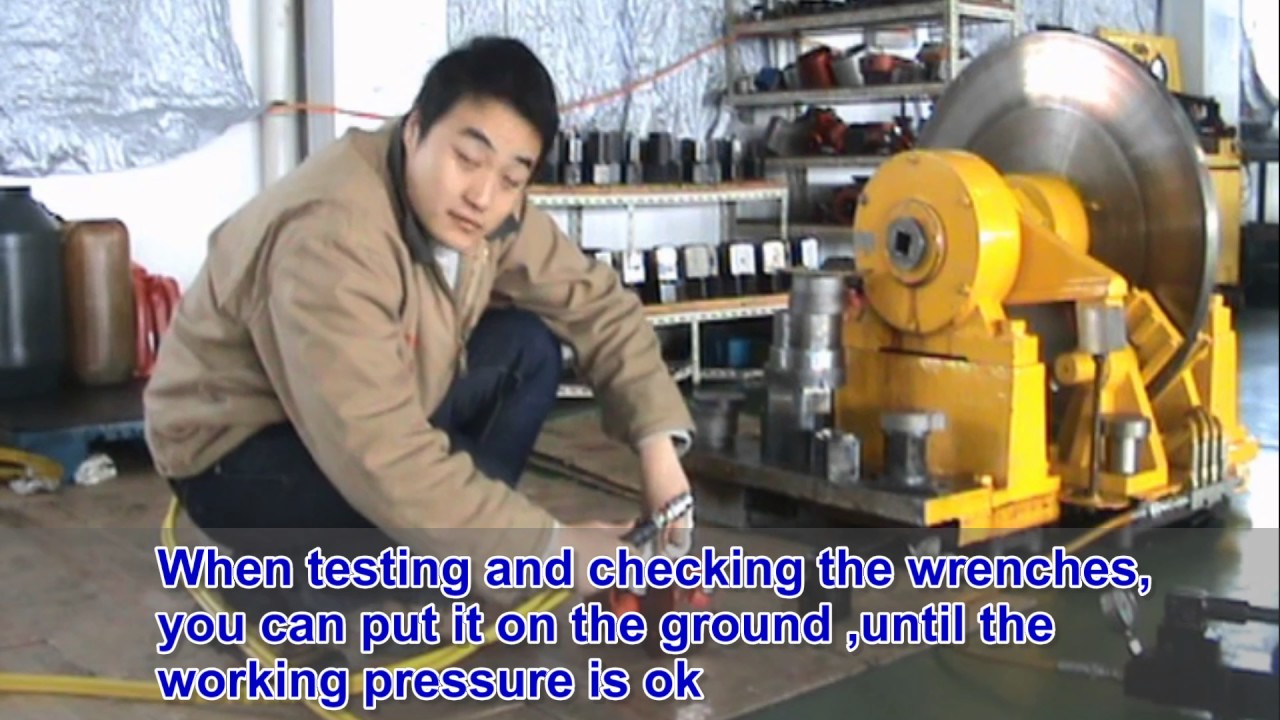 How to Operate the Hydraulic Torque Wrench and Pumps - YouTube