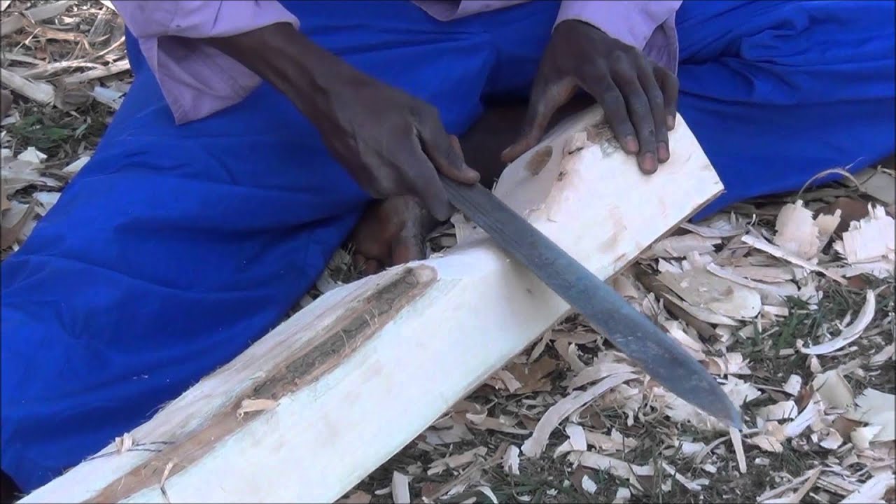 Building Ox Yokes: Uganda Conservation Farming Initiative - YouTube