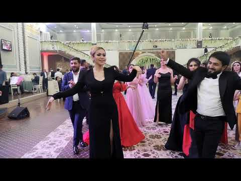 Rəqsanə Toyda Belə Oynadı