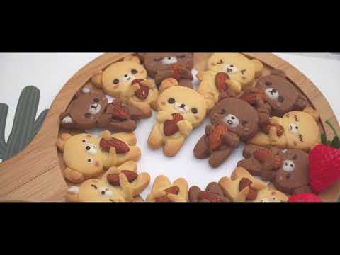 Almond Bear Hugging Cookies - YouTube