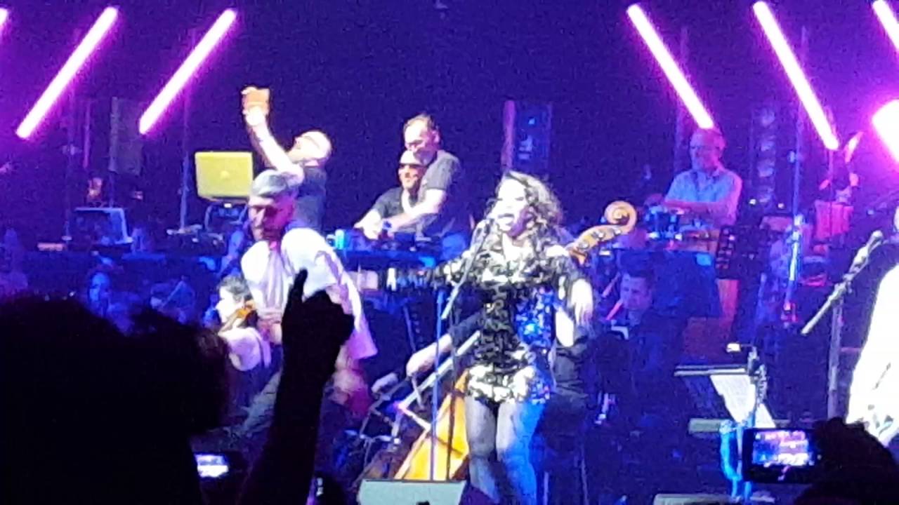 Hacienda Classical Rowetta and Bez! (SSE Glasgow) you got the love 💖 ...