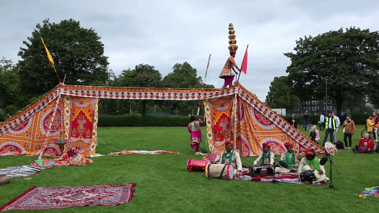 Circus Raj at the The Edinburgh Mela - YouTube