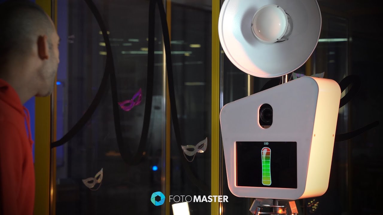 Retro Photo Booth: 'Screaming Contest' Interactive Animation - YouTube