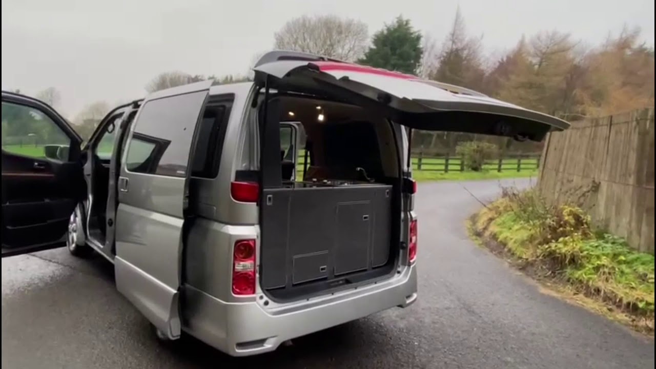 Elgrand Rear Conversion - YouTube