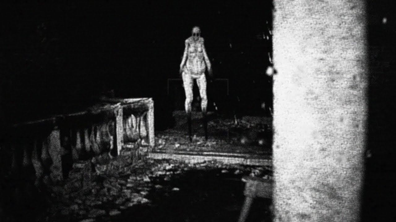 TERRIFYING found footage horror game in an abandoned manor.. - YouTube