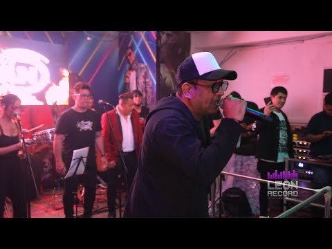 CESAR FLORES Y ORQUESTA EN VIVO - FELIZ AÑO NUEVO 2024 🇦🇷 LA VENEZUELA ...