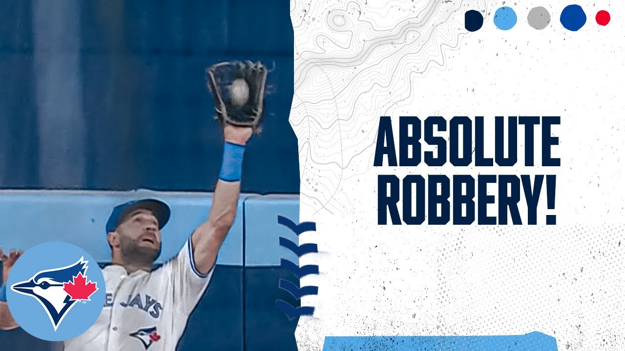Kevin Kiermaier makes an incredible catch to rob a home run! - YouTube