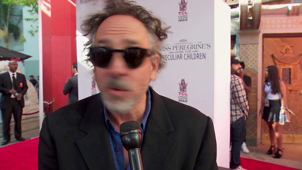 Tim Burton Hand and Footprint Ceremony: Director Tim Burton Interview ...