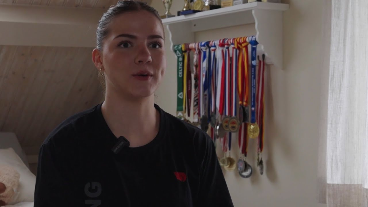 Meet Megan de Cler — a boxer from the Netherlands who is writing her ...