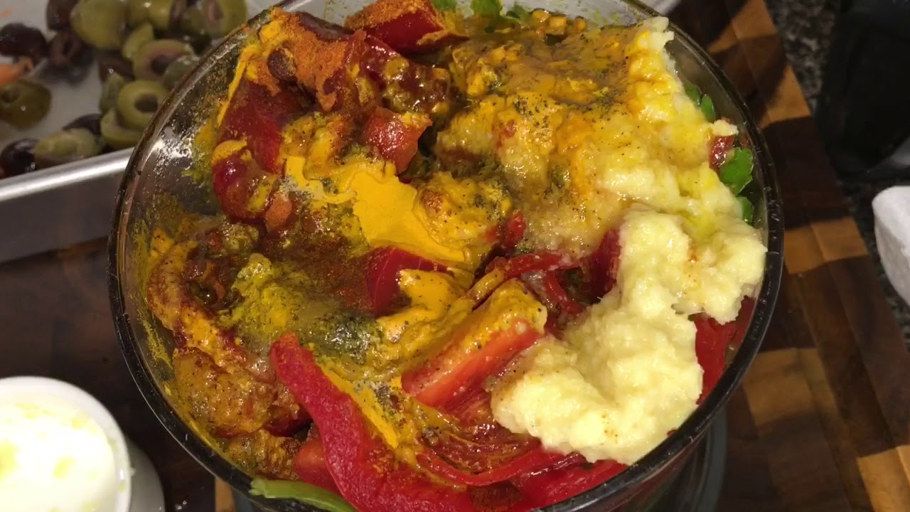 Poisson farci avec des fruits de mer et vermicelles de riz avec ...