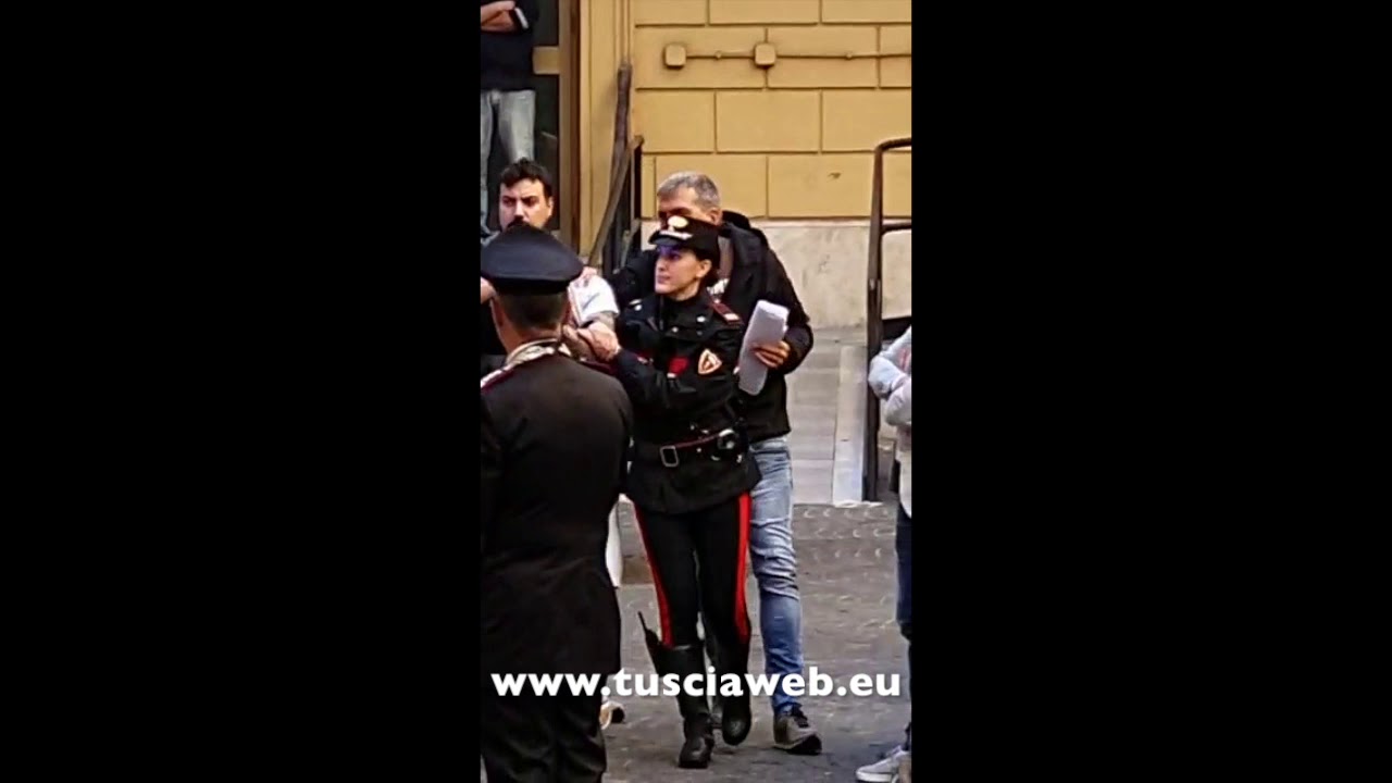 Omicidio Luca Sacchi - L'arresto dei due ragazzi Valerio Del Grosso e ...