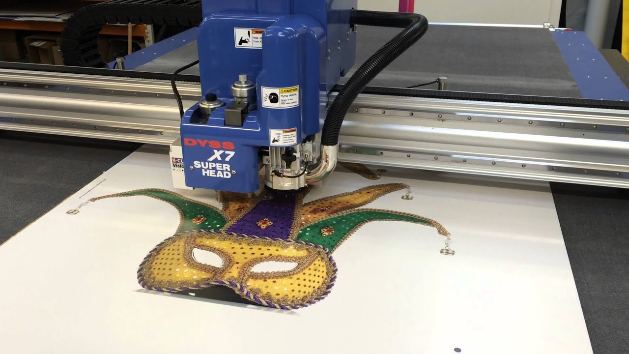 Print 2 Media's DYSS X7 Flatbed Cutter - YouTube