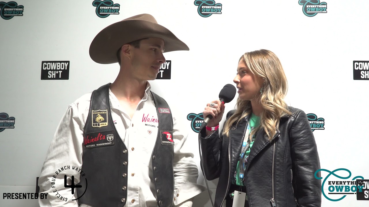 Clint Laye Ties to Win Round 4 Bareback at the Canadian Finals Rodeo ...