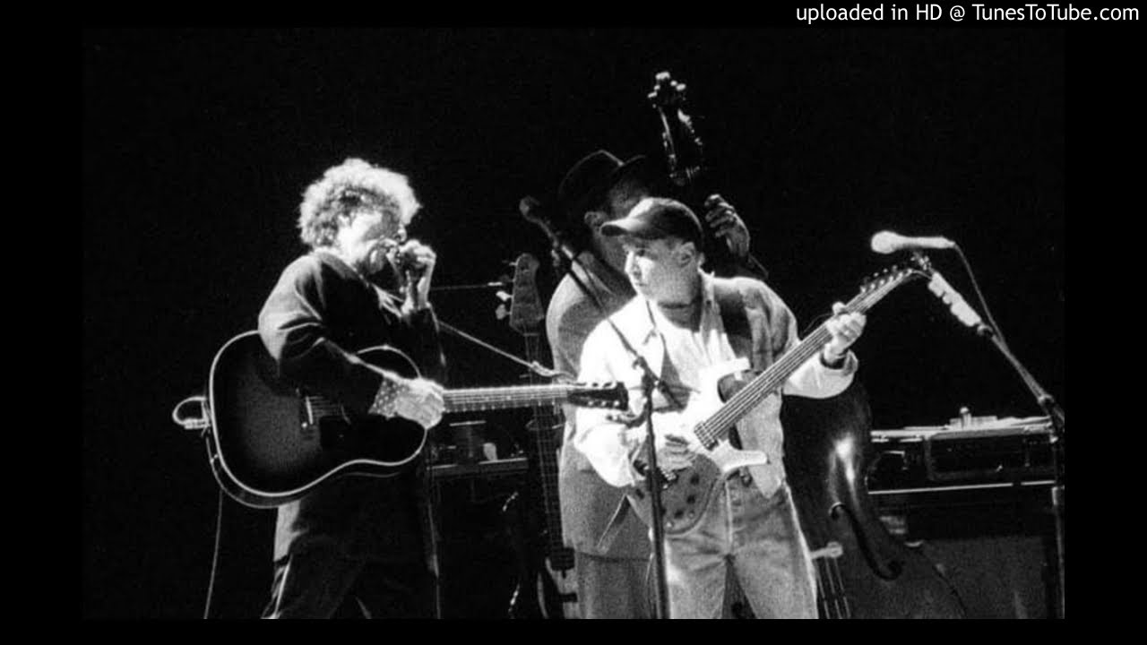 Bob Dylan & Paul Simon, The Boxer, Antioch 1999 - YouTube