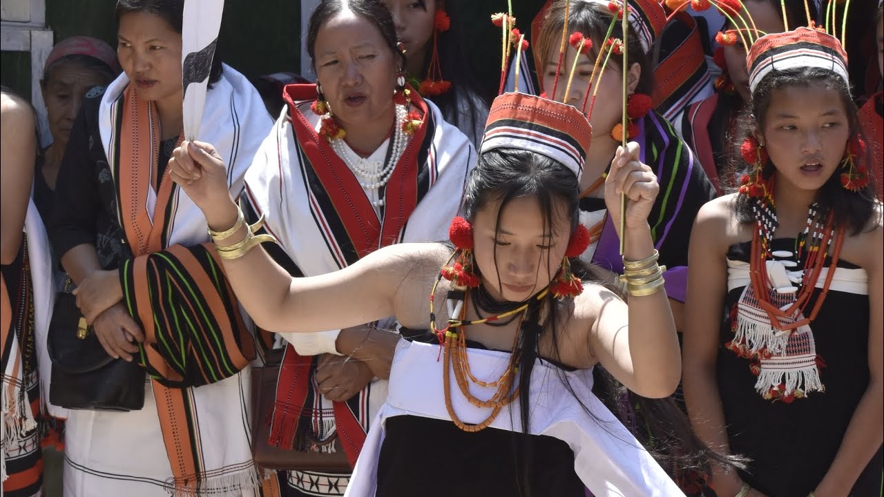 Nai pui peise je sau luze // cultural dance// in Feast of merit harvest ...