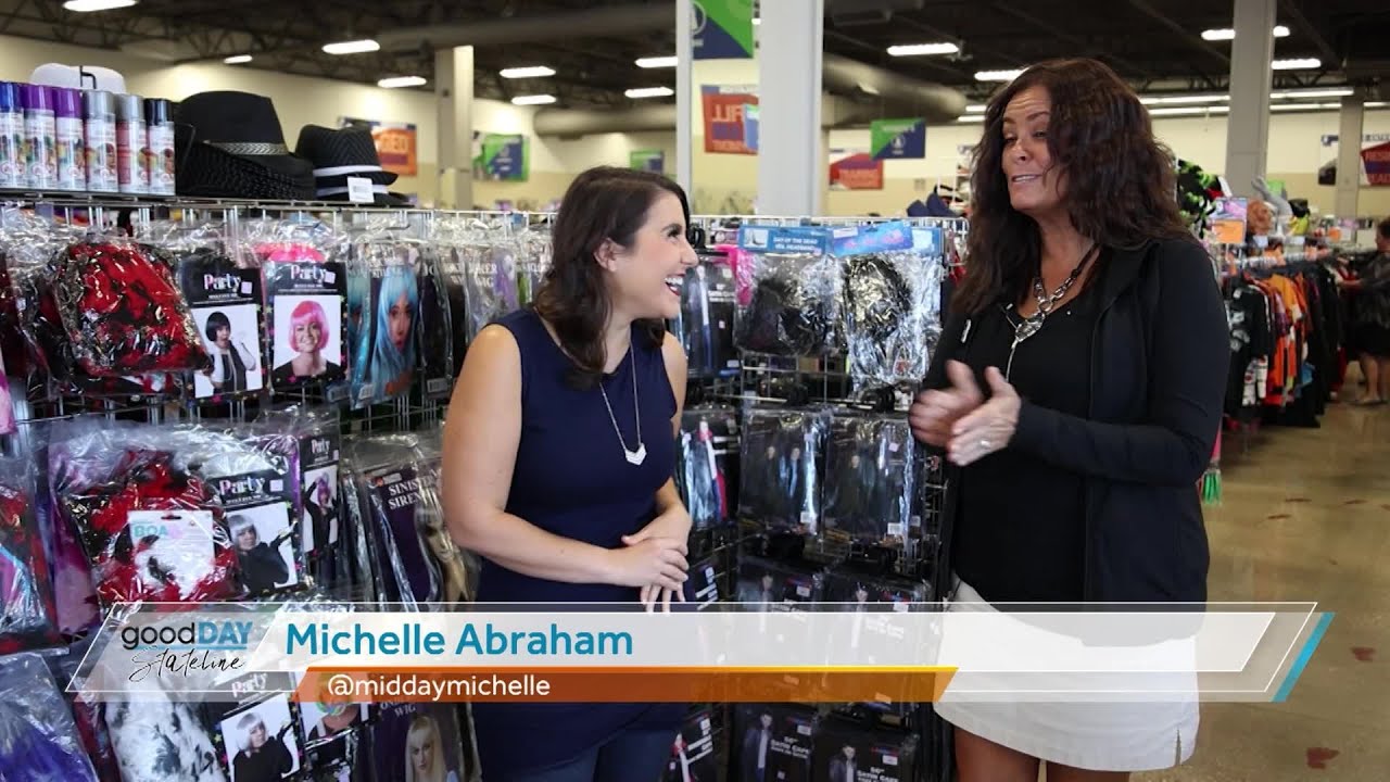 Mixing and Matching for the perfect costume at Goodwill - YouTube