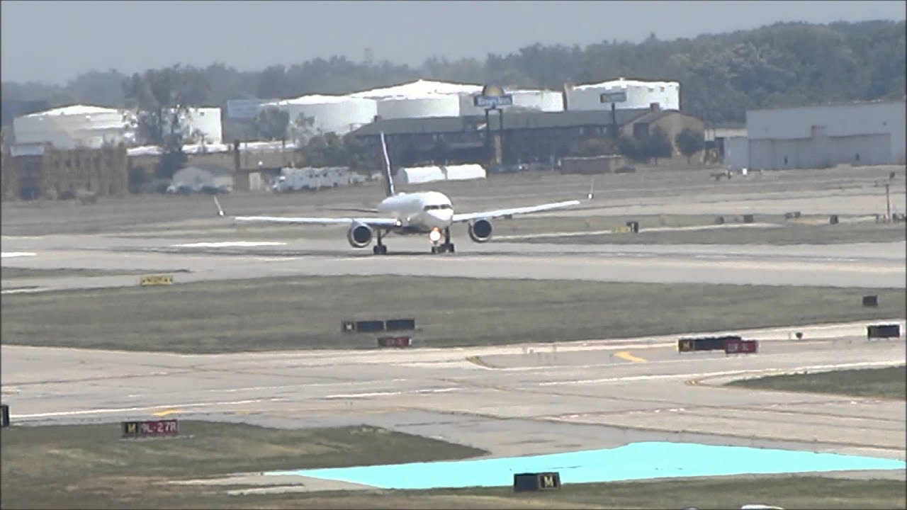 1080p HD | Delta Airlines Boeing 757-232 Takeoff | N638DL | Detroit ...