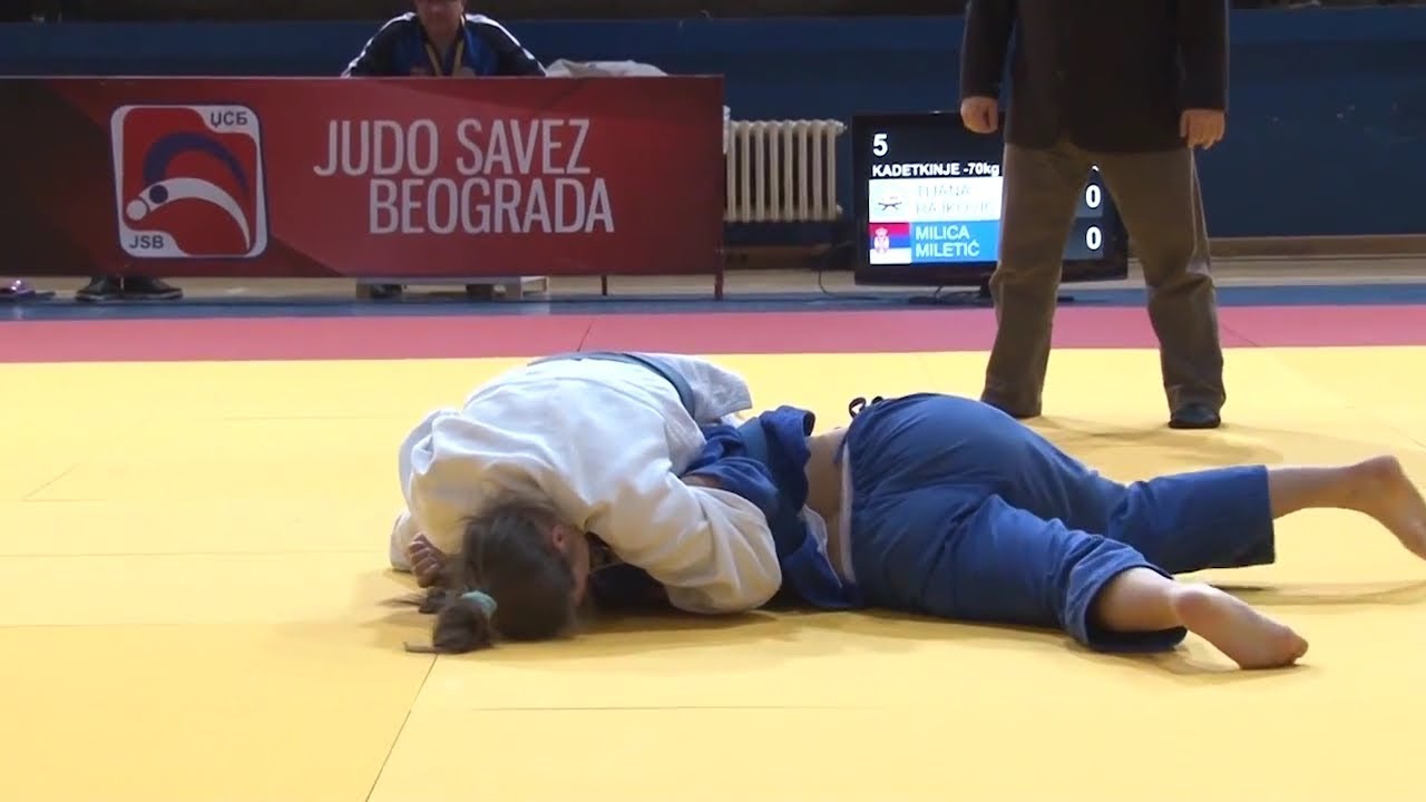 women judo osaekomi 225 - YouTube