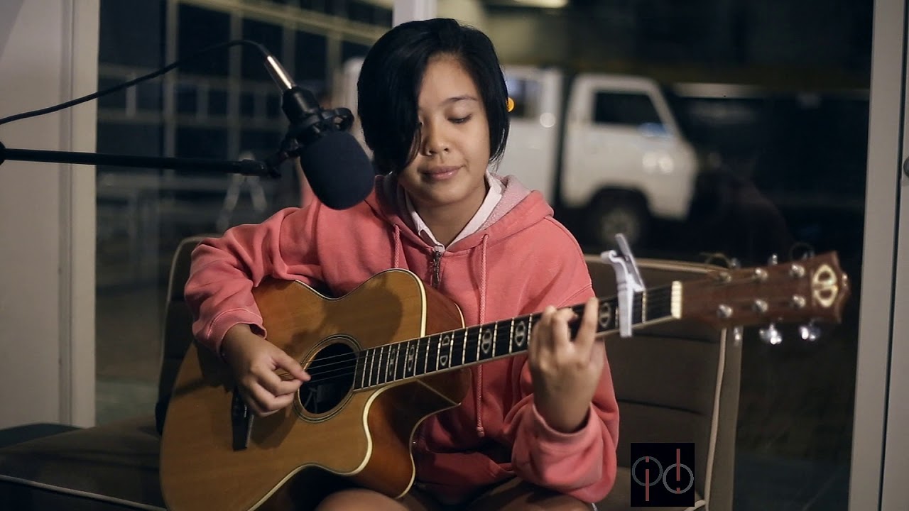 Chelsea Dawn - Cradle (Original) - YouTube