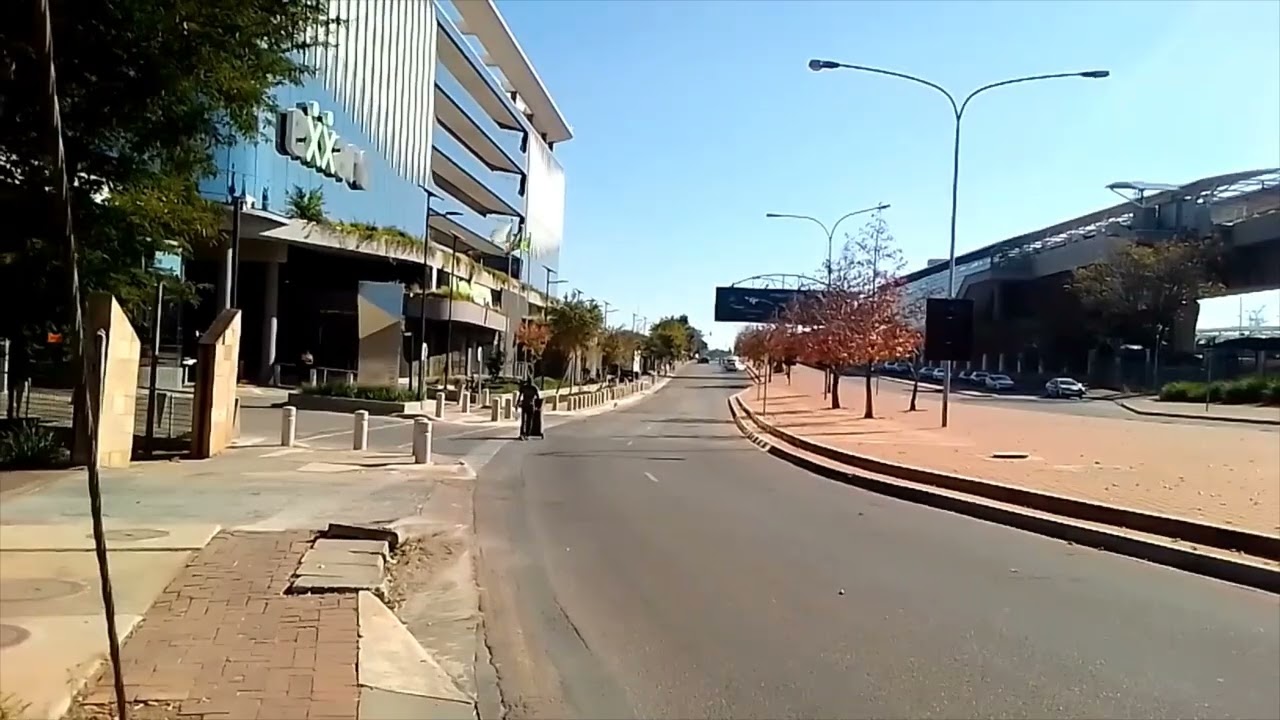 Centurion Gauteng South Africa a place to live - shopping mall and ...