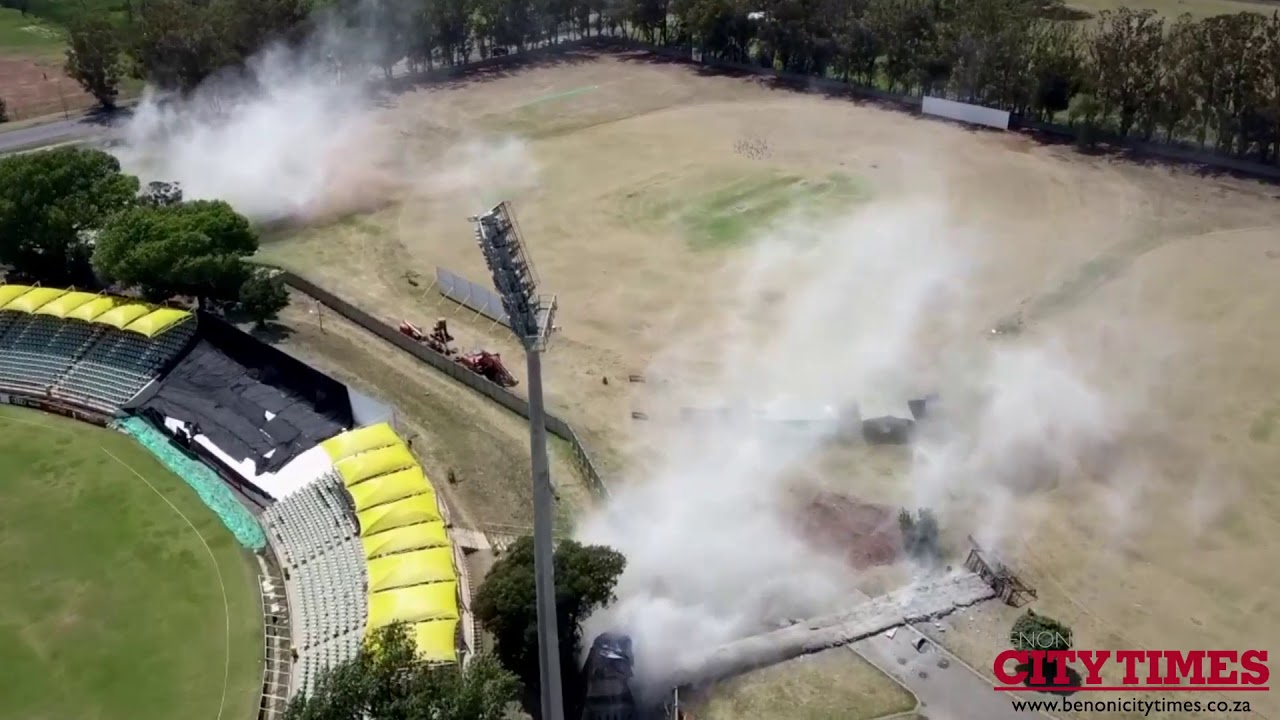Exclusive drone footage of floodlight towers coming down at Willowmoore ...