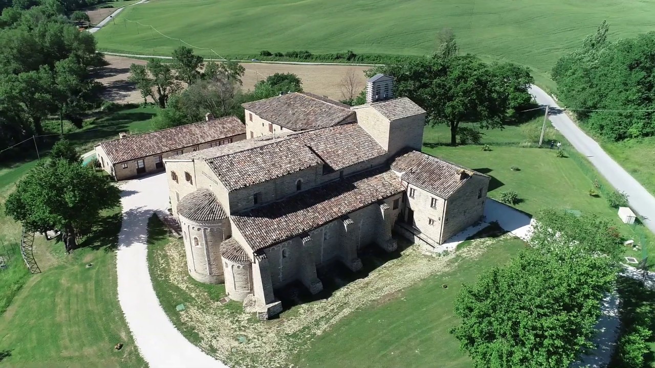 Abbazia di Sant'Urbano - L'occhio luminoso - YouTube